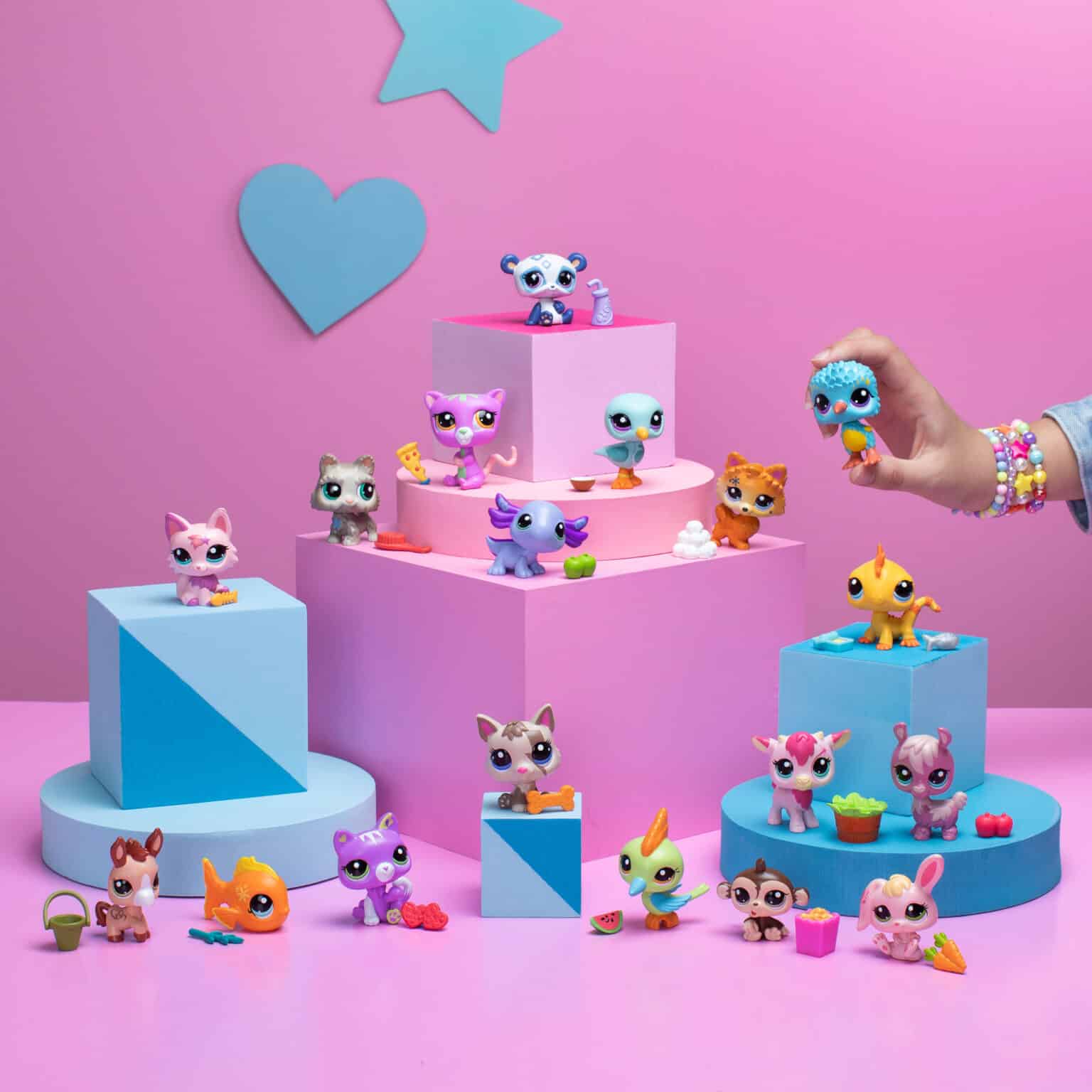 Pet Surprise Display - Series 2 - Littlest Pet Shop