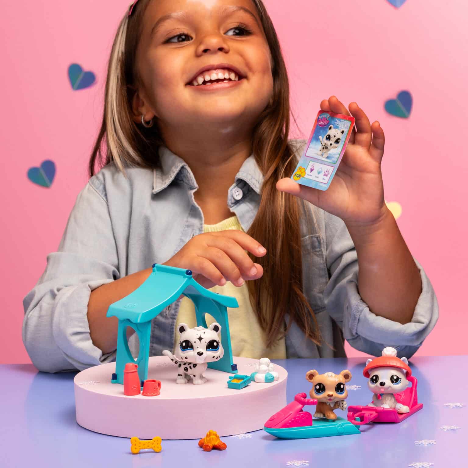 Snowy Day Play Pack - Littlest Pet Shop
