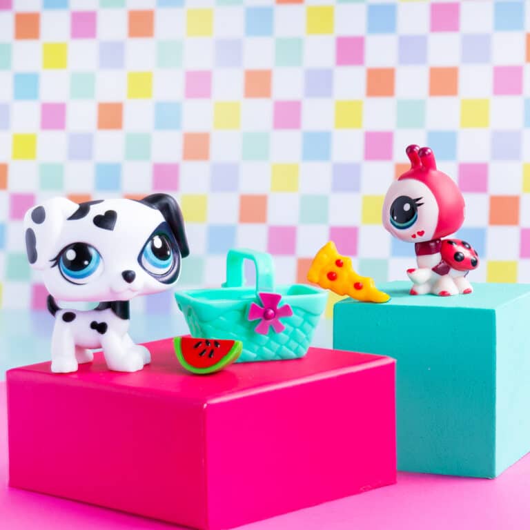 Picnic Spot Pet Pair - Littlest Pet Shop
